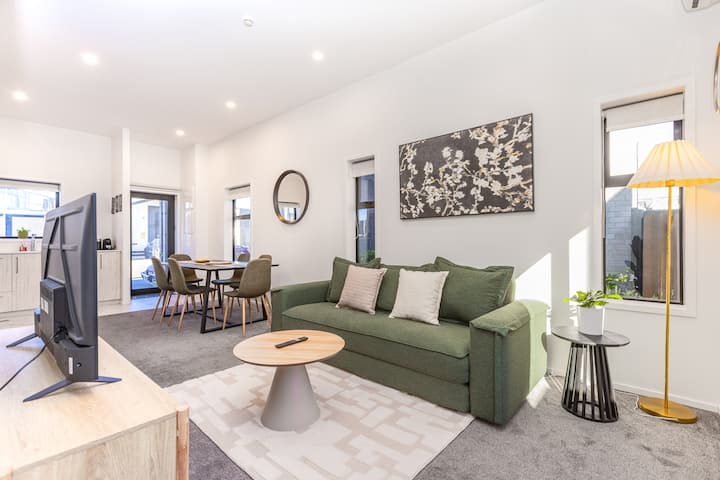 Cbd Urban Oasis Family Retreat By Stadium!5 Beds! - Christchurch, New Zealand