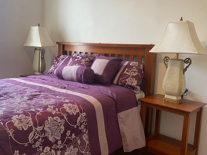 Single-level Home With Victorian Style Furniture - Laverton