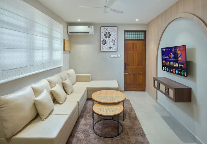 Cane Retreat/modern & Aesthetic 2bhk By Reach Home - Kochi, India