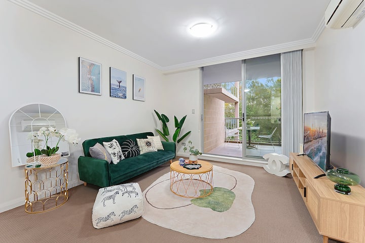 近Olympicpark&burwood 4房6床公寓免费双停车位 游泳池 健身房 - Parramatta