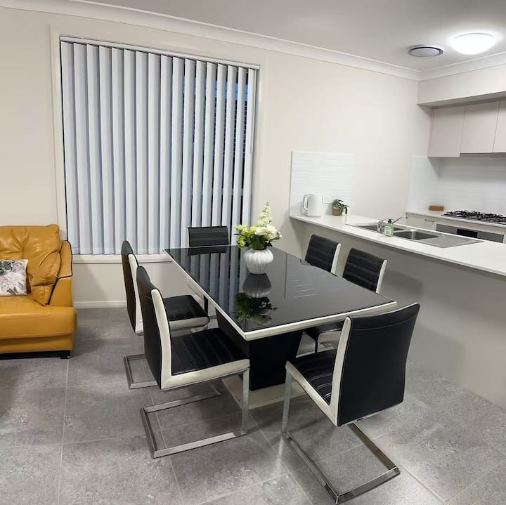 Sydney Cobbitty 4 Bed Cls Oran Park & Leppington - 卡姆登