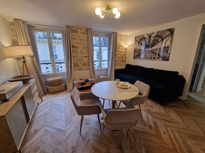 Appartement Typique Parisien Dans Le Marais - Opéra Palais Garnier
