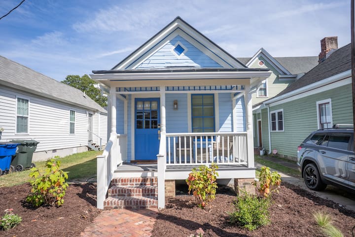 Little Blue Cottage - Walkable To Downtown Raleigh - Raleigh, NC