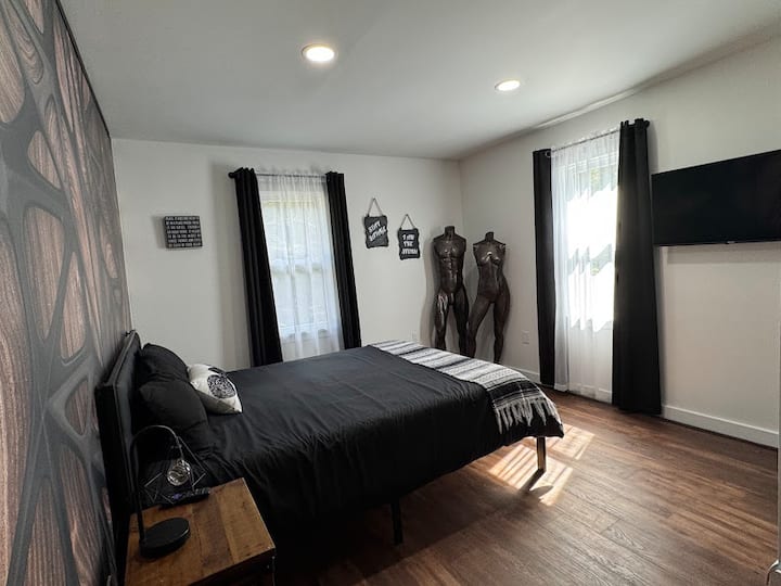 Sophisticated 1 Bedroom @ Huntress Acres - Ricketts Glen State Park, Benton