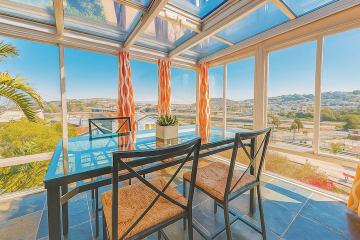 Sunny Bernal Heights Home With Amazing Views - San Francisco, CA