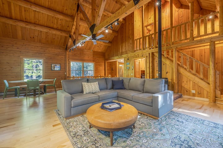 Peaceful Pines - Maine