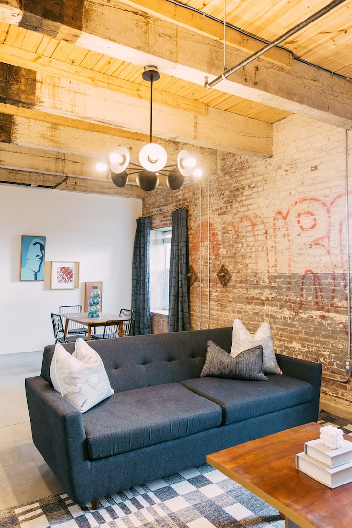 301 By Caramelized | Downtown | Parking Included - Southland Casino Hotel