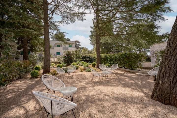 Guesthost Borgo Lucia - Villa Magnolia - Fasano