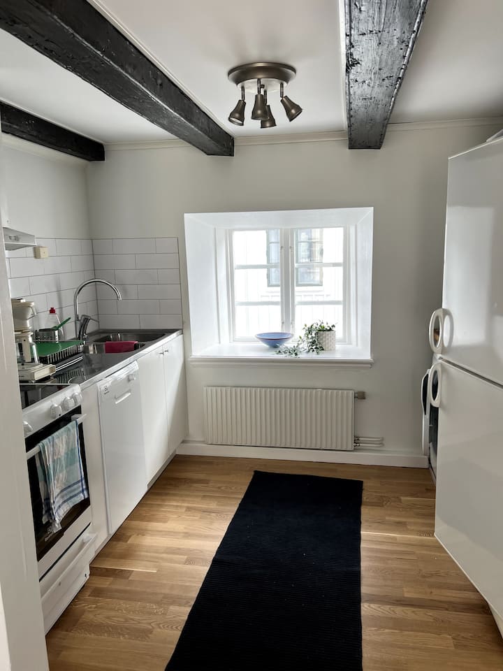 Mysig Lägenhet I 1600-talshus Centralt I Kalmar - Kalmar