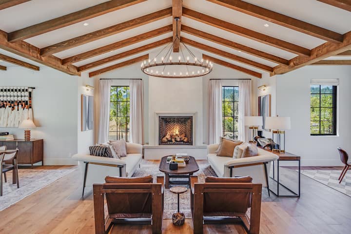 Mayacama Manor - Sonoma Retreat - Santa Rosa, CA