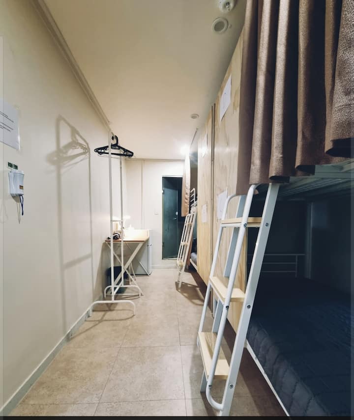 3.5.스테이아올 서울역 #남성전용 도미토리 305-b(top Bed) - Séoul