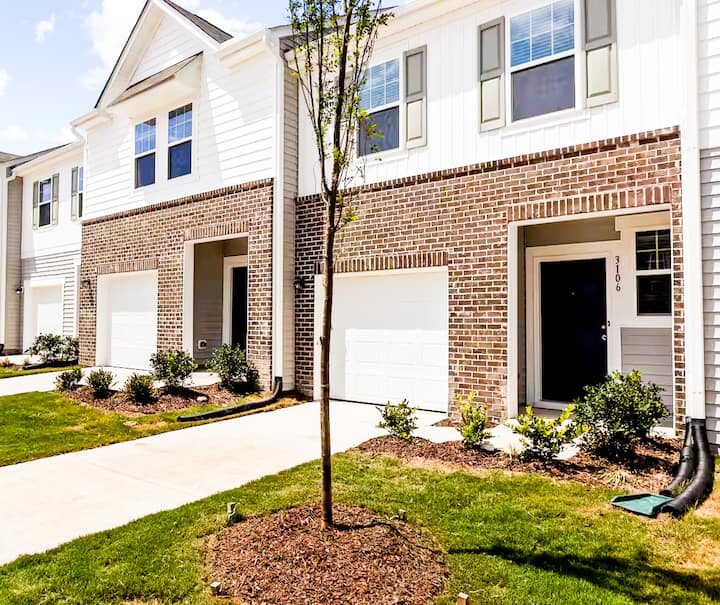 Newly Built Spacious 3br/3ba –Near Duke, Nccu, Rtp - Durham, NC