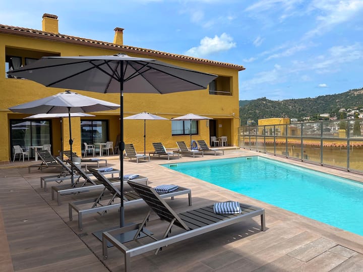 Vrm – Bright And Practical Stay By The Beach - Tossa de Mar