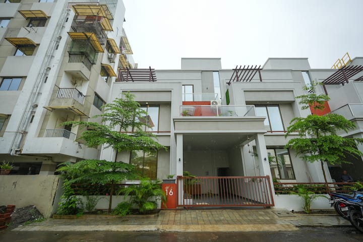 Luxury 4bhk Nri Villa – Arya Stay - Vadodara