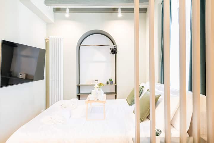 Easylife - Milano - Castaldi 30d - Porta Venezia - Milan