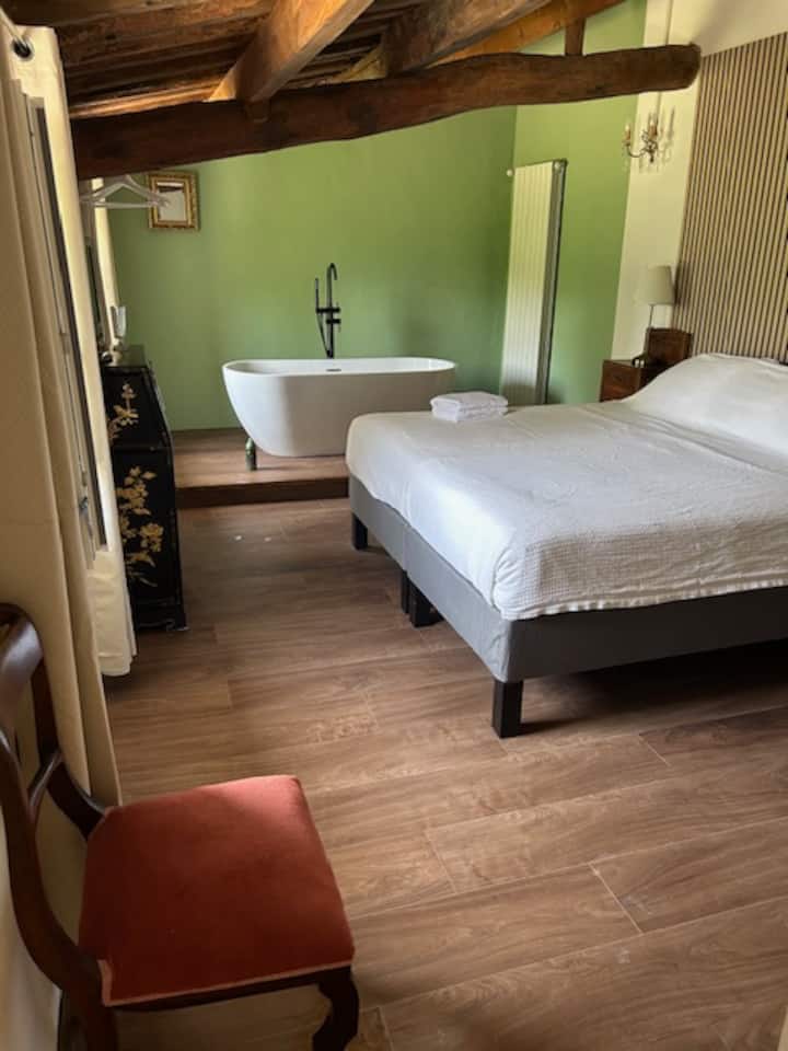 B&b In Een Rustieke Palazzo Incl. Ontbijt - Bagni di Lucca