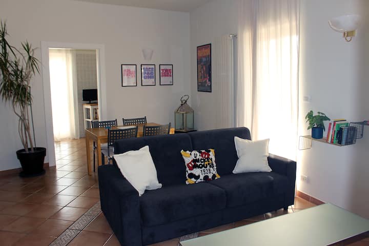 Attico Con Terrazza Vicino Al Mare E Al Centro - Pescara