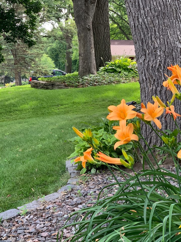 Clover Pond Enclave | Private 2br Suite - Minnesota