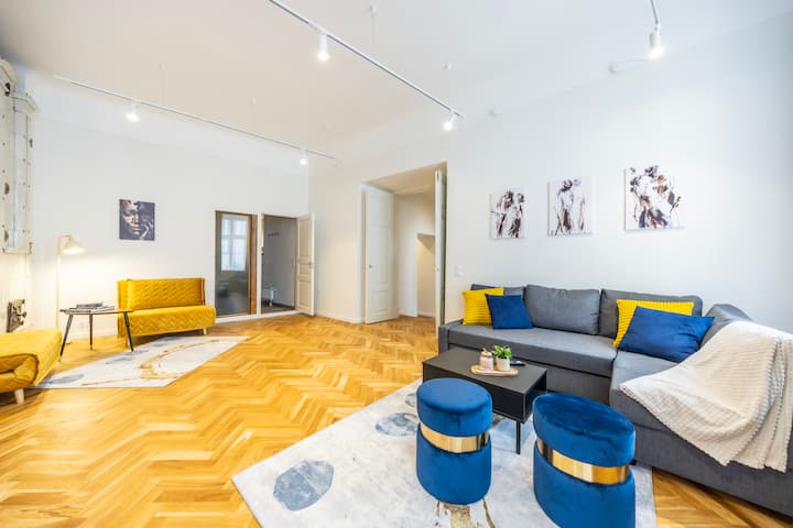 Old Town / 74m2 / Newly Renovated / Lux Furnished - Tallinn