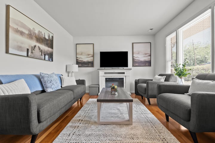 White Oak - Close To Lu | 3b/1ba | W&d | Smart Tv - Lynchburg, VA