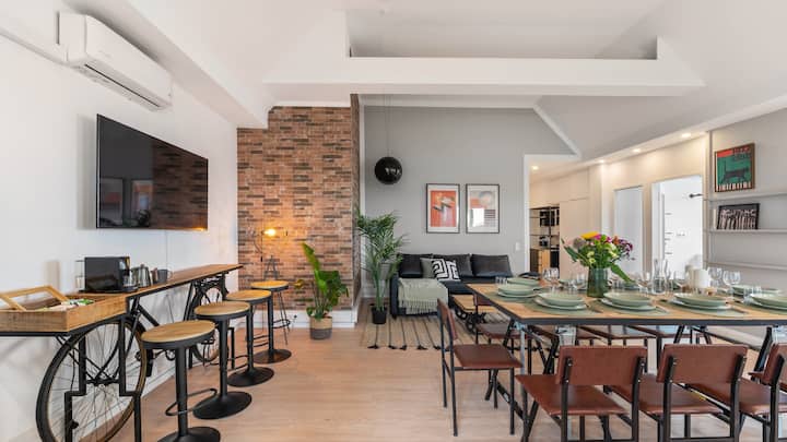 Grand Loft Urbain – 180 M² – Balcon – Parking - Berlin