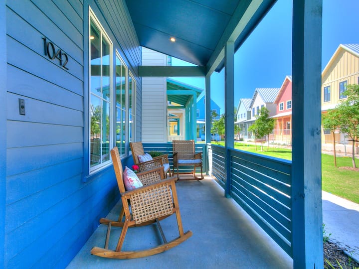 The Genevieve: A Grand Experience 3 King Size Beds - Boathouse District - Oklahoma City