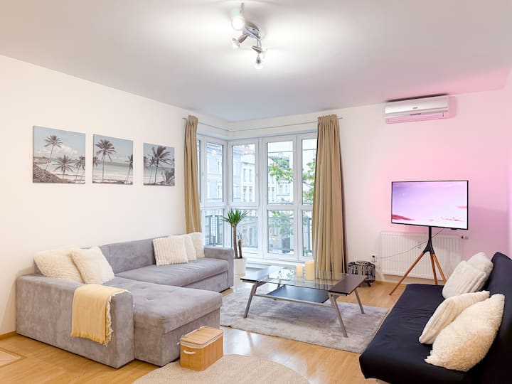 Skyline Apartment - Free Garage Parking - Praga