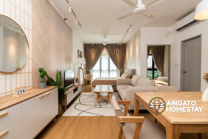 Superhost| Clean&cozy | 4pax | Near Klia | Netflix - Banting
