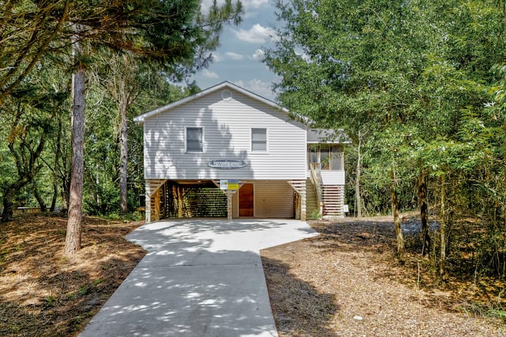 Wave Call Beckons You To This Luxurious Cottage! - Duck, NC