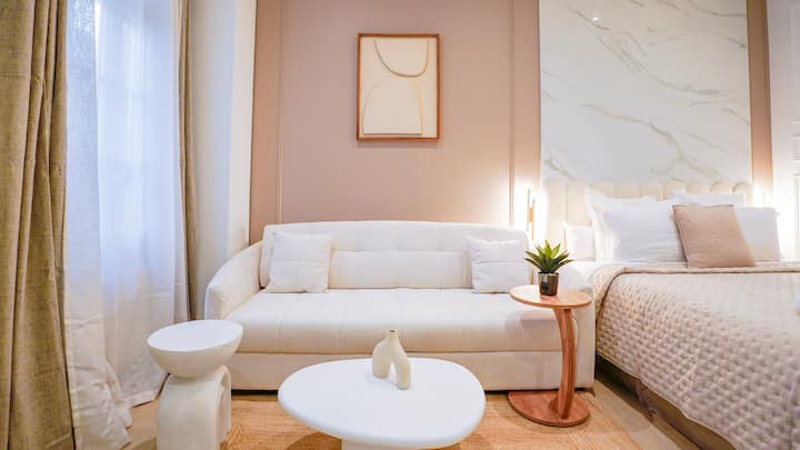 Modern Luxury Apartment | Style & Serenity 101 - Parc de la Villette