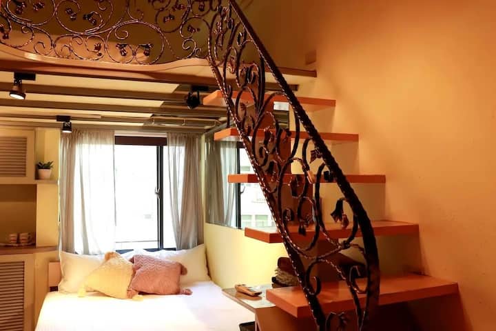 Ximen Sojourn｜chic Urban Loft西門町鬧區西門捷運站步行5分鐘（4人2床） - Banqiao District