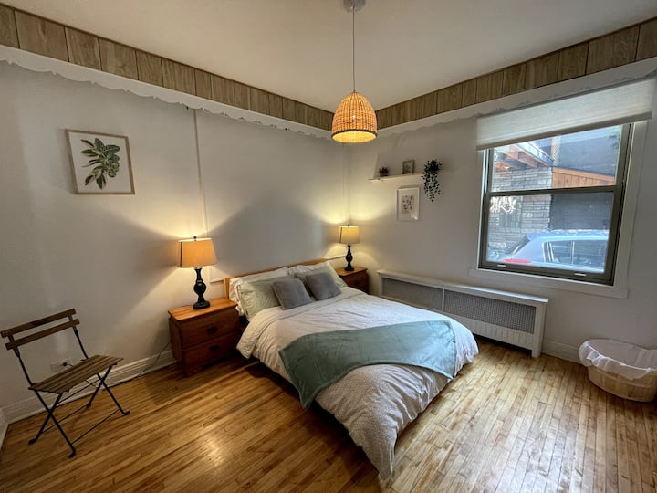 Peaceful Private Room | 5 Mins To Downtown Mtl - Montreal