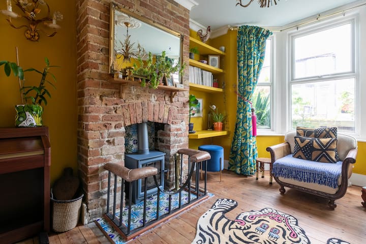 Aarven Beach House - Pet Friendly, Sunny Garden - Broadstairs