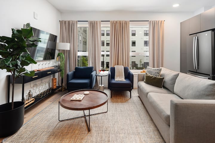 Luxury Grand Oasis | Pool · Gym · Parking · 2br - North End - Boston