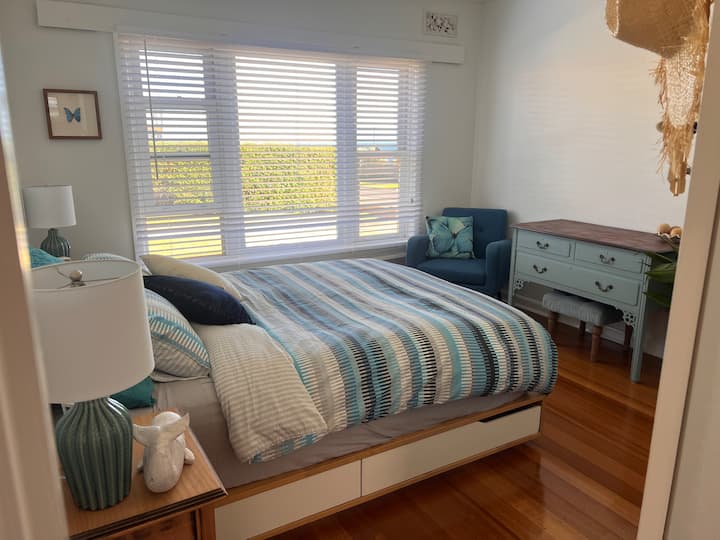 Seaside Vista - Mornington