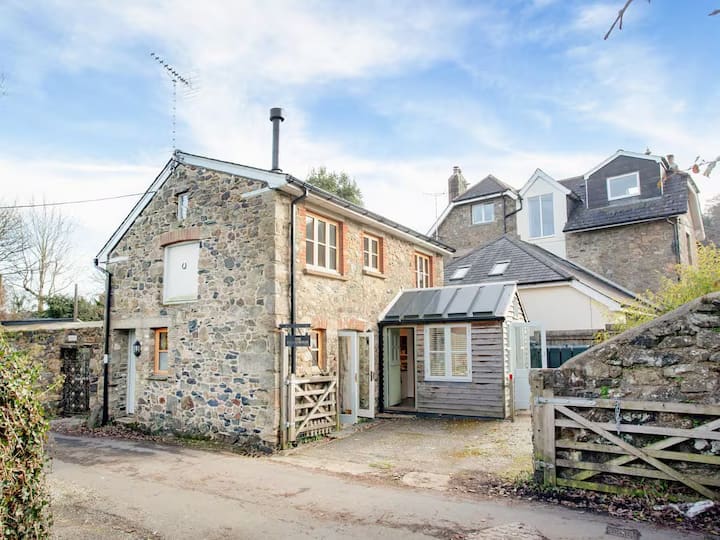 The Coach House - Cosy Cottage In A Beautiful Area - Okehampton