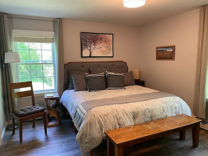 Spacious Room Near Skydive The Ranch - New Paltz