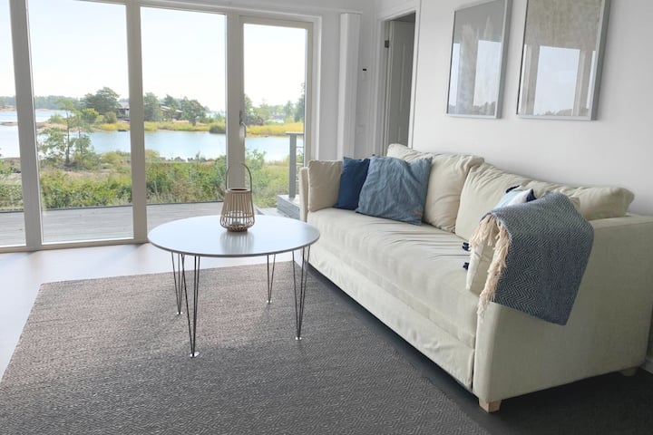 Havsnära Semesterdröm Med Egen Brygga & Gästhus - Oskarshamn