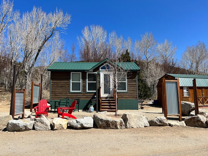 Deluxe Cabin 101 - Monarch, CO