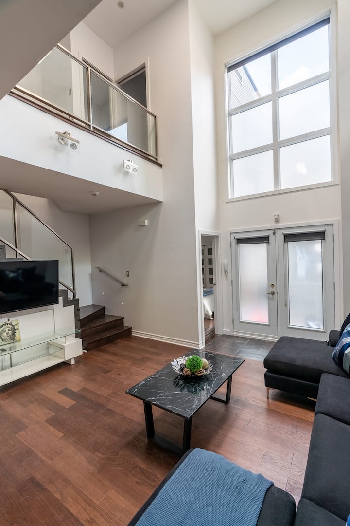 Penthouse Centre Ville Montreal - Spa - - Montreal