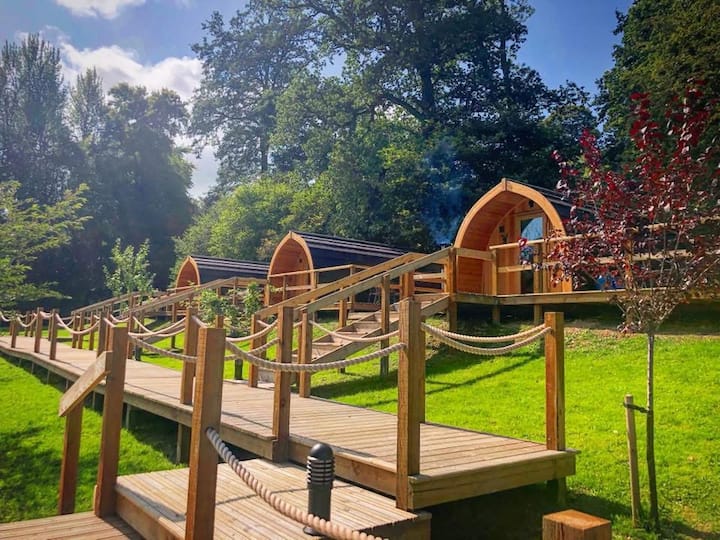 Megapod 2 (Optional Hot Tub) - Church Stretton