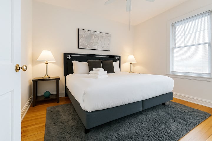 Roomy 3br Apartment Near Beach - Chicago, IL