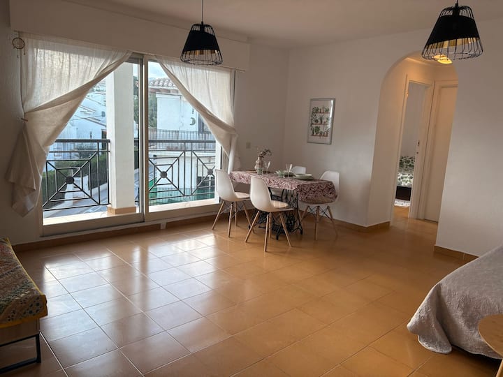 Piso Luminoso Y Con Buena Vibra - Altea