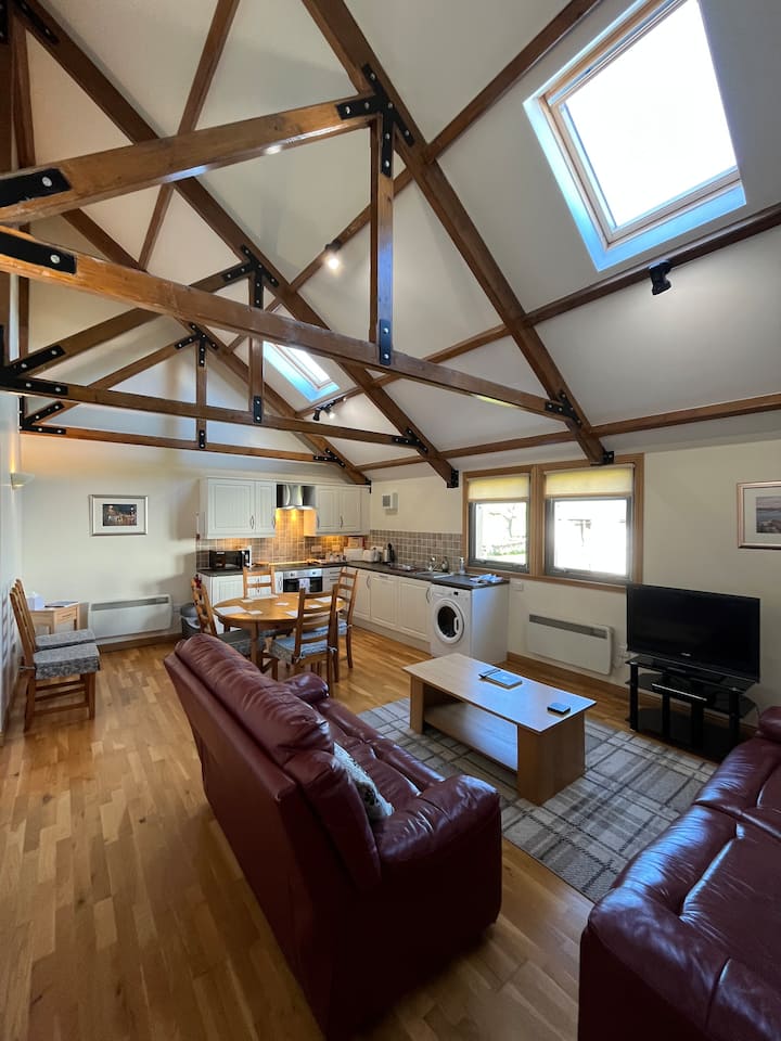 Parkley Farm Holiday Cottages, Elm Tree Cottage - Linlithgow