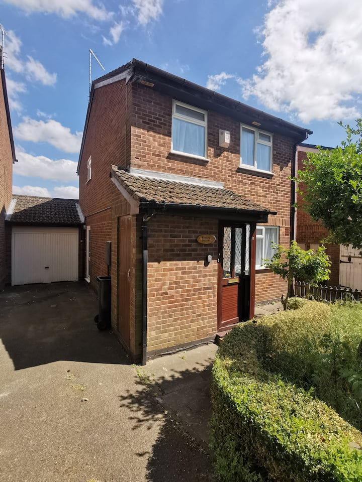 Detached 3bed House In Leicester - Leicester