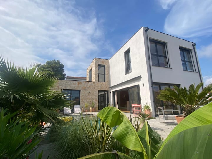 Maison Piscine Et Vue Mer à Nice - Nice