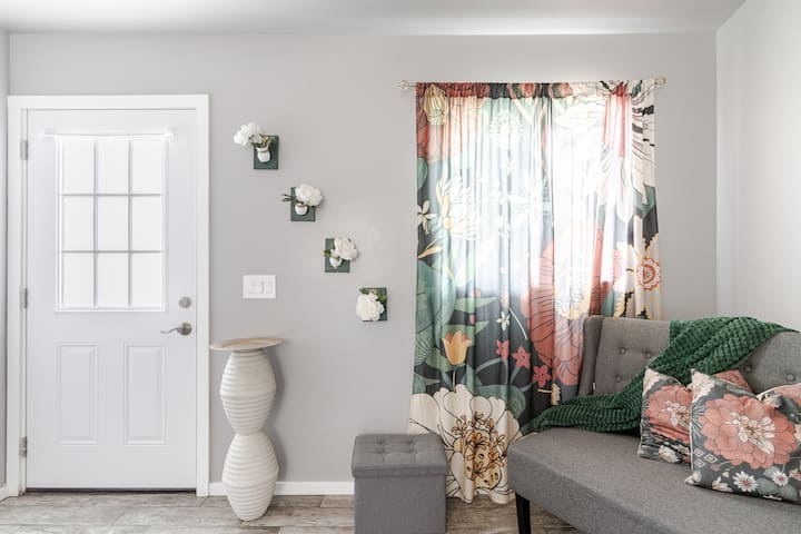 Tricia’s Place! - Redlands, CA
