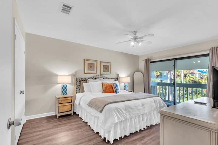 Beach Condo In Paradise - 彭薩克拉海灘