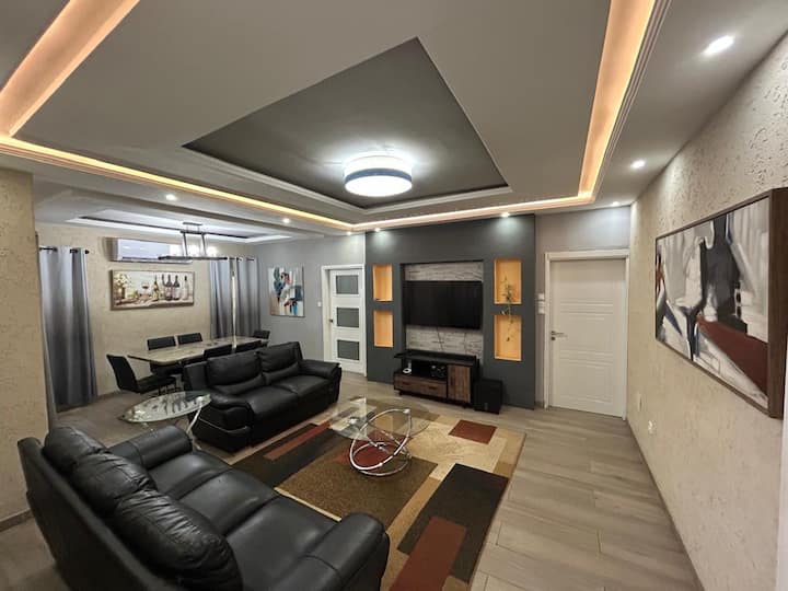 Oasis#3  4 Bedrooms 4.5 Baths Rooftop  At Totsivi - Lomé