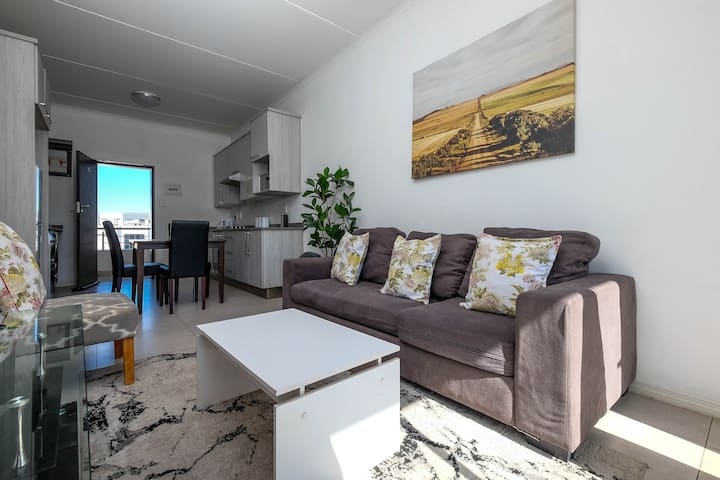 De Luxe 1 Bedroom Apartment - Midrand